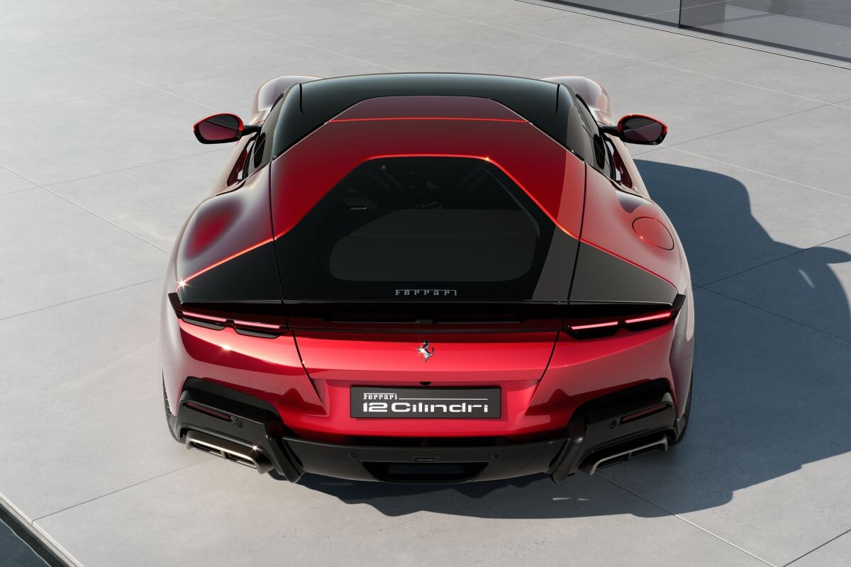 Ferrari 12Cilindri: twaalf cilinders, nul turbo's en 830 pk - AutoWeek