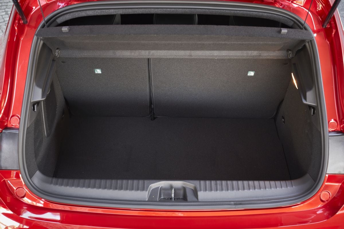 Mitsubishi Colt 1.6 HEV Intense prijs en specificaties