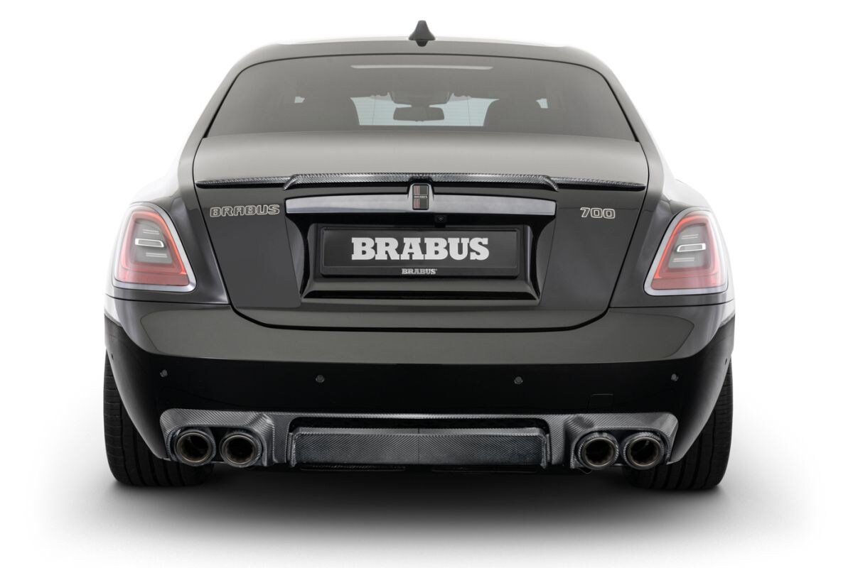 Rolls-Royce Ghost: 700 pk en sinister - AutoWeek