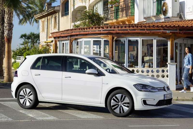 Volkswagen e-Golf (2019) review - AutoWeek