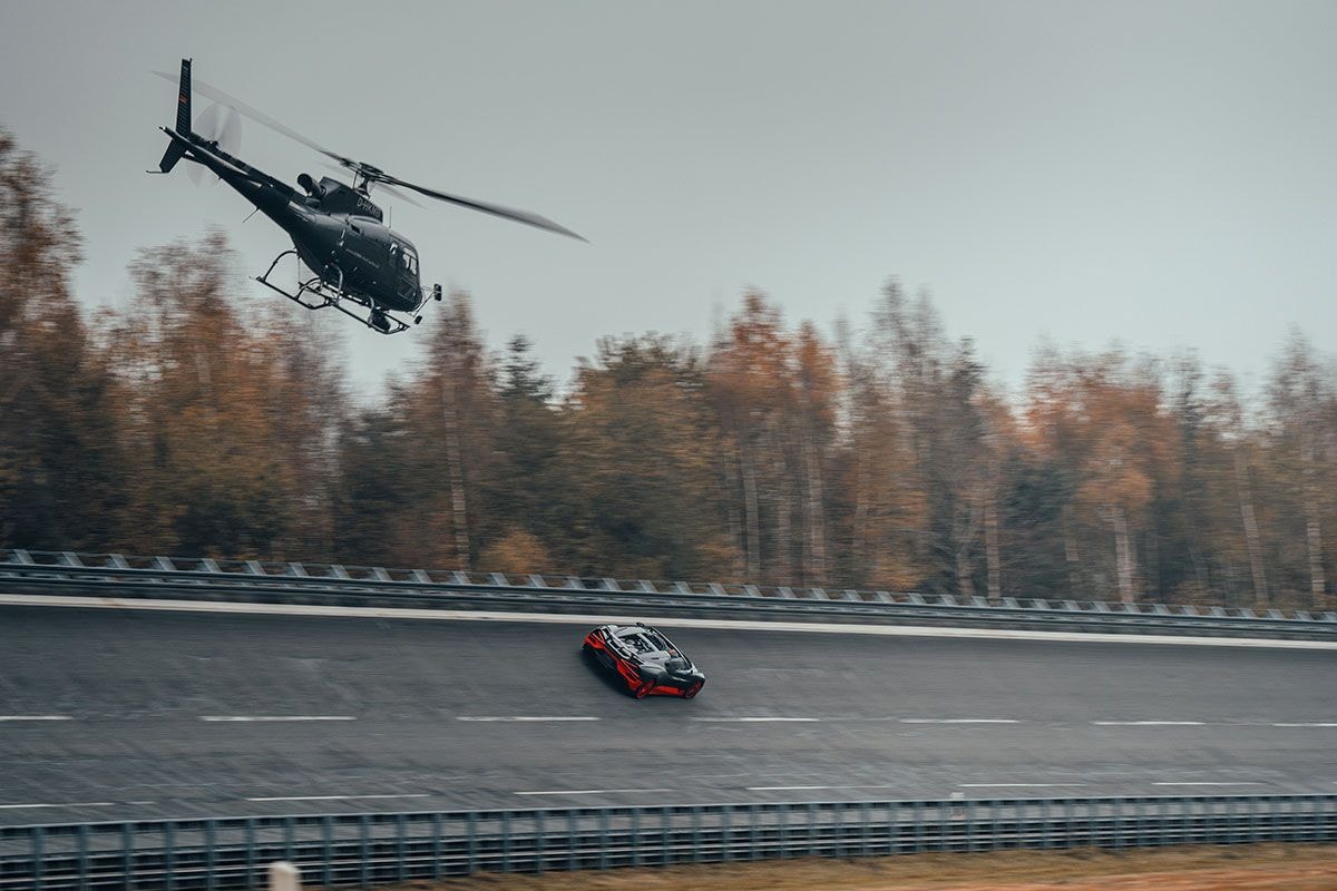 Bugatti Mistral is snelste open auto ter wereld - AutoWeek