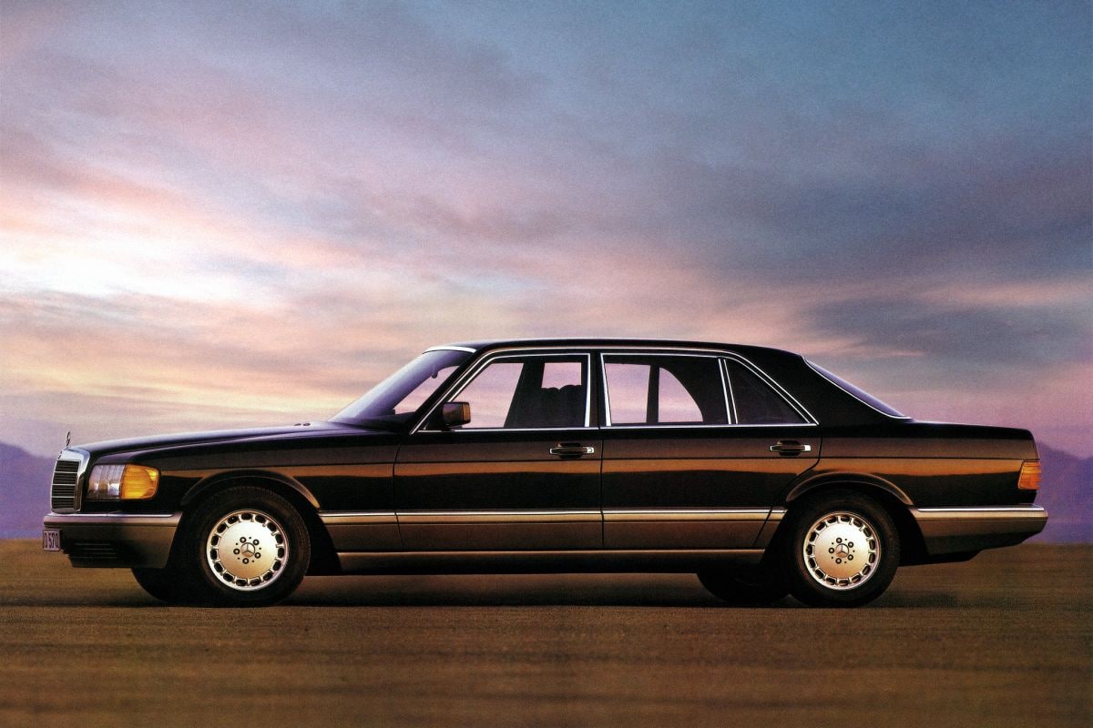 Mercedes-Benz 560 SEL prijs en specificaties - AutoWeek