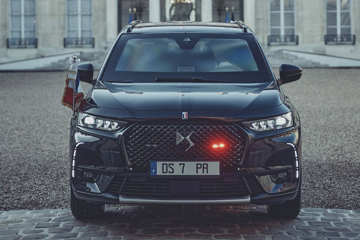 DS 7 Crossback verlengd voor Macron - AutoWeek