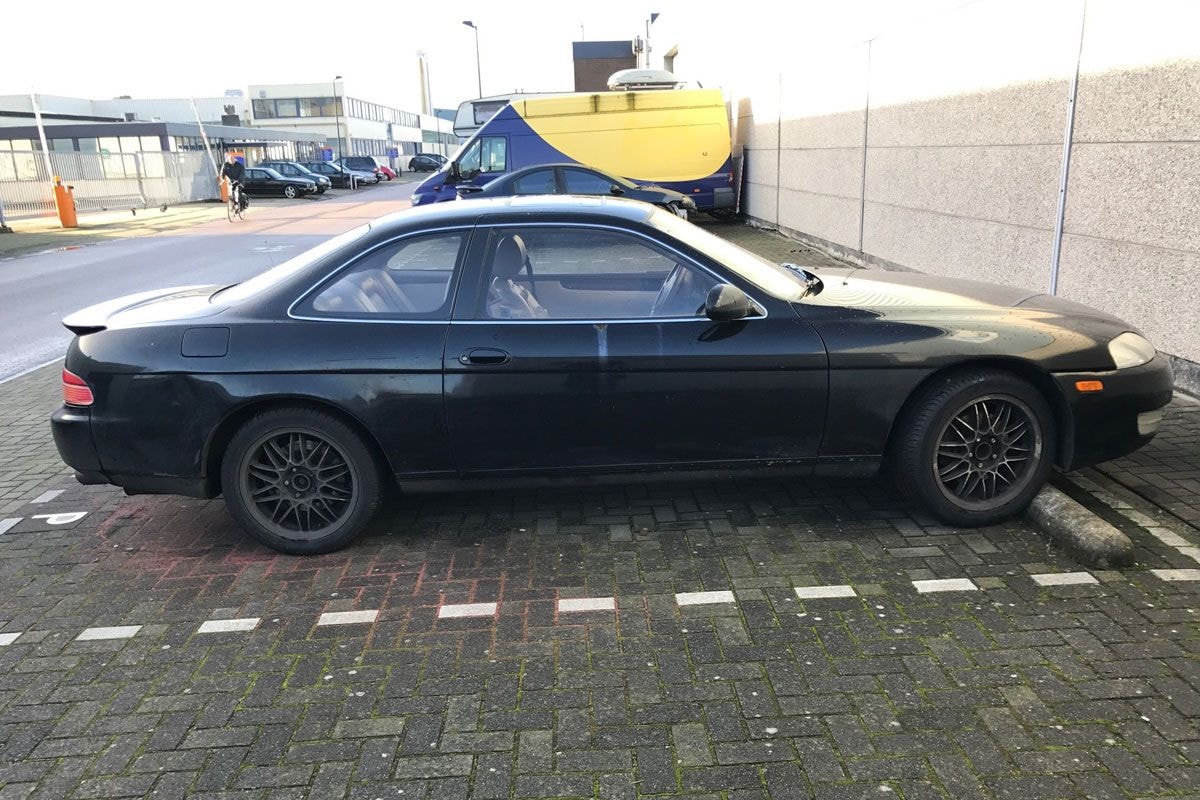 In het wild: Lexus SC400 (1996) - AutoWeek
