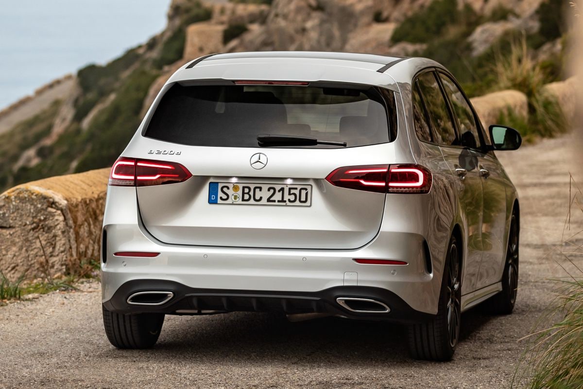 Mercedes-Benz B 250 e AMG Line (2022) review - AutoWeek