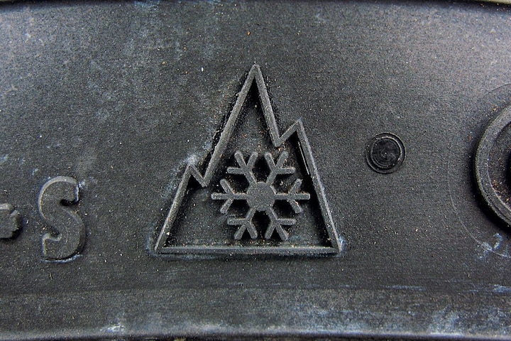De échte winterband herken je aan het 3PMSF-logo - AutoWeek