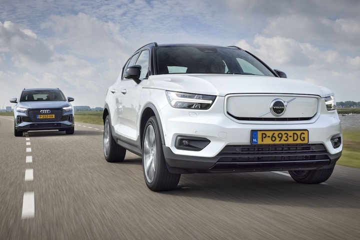 Vergelijkende Test: Volvo XC40 Recharge vs. Audi Q4 E-tron