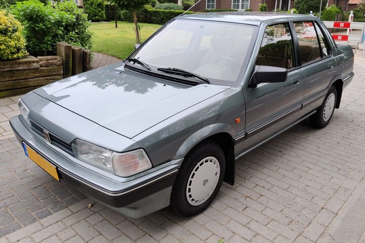 Rover 213 (1989) - In het Wild - AutoWeek