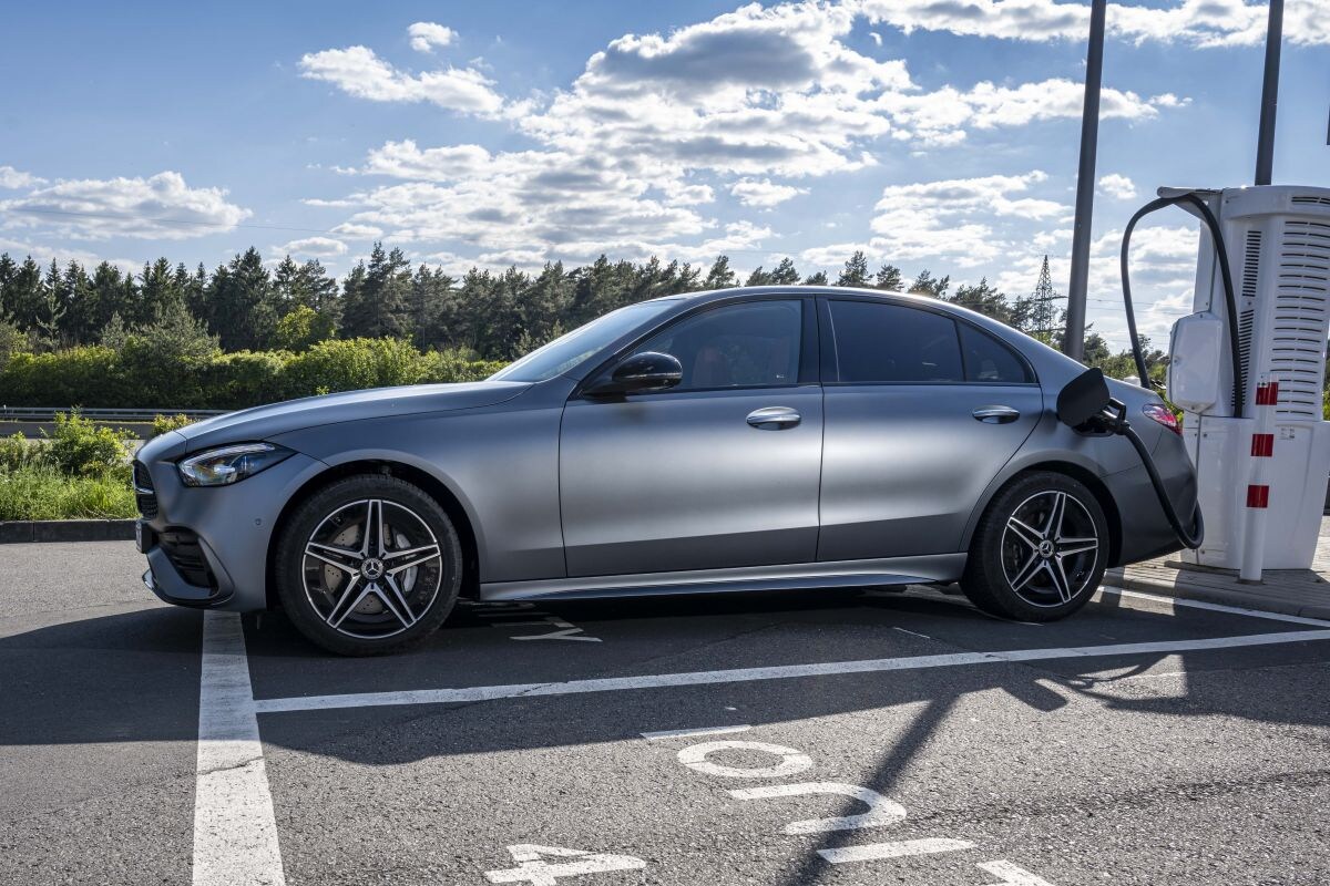 Mercedes-Benz C300e - Eerste rijtest - AutoWeek