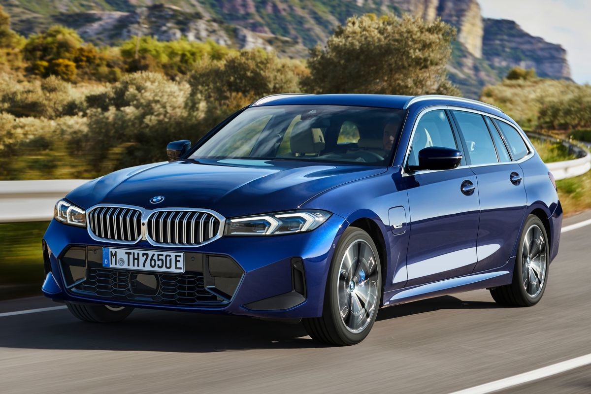 BMW 330e Touring prijs en specificaties - AutoWeek