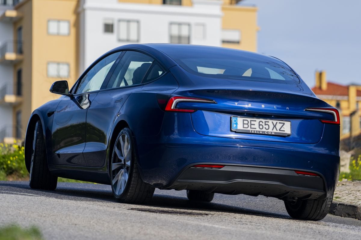 Tesla Model 3 RWD prijs en specificaties - AutoWeek