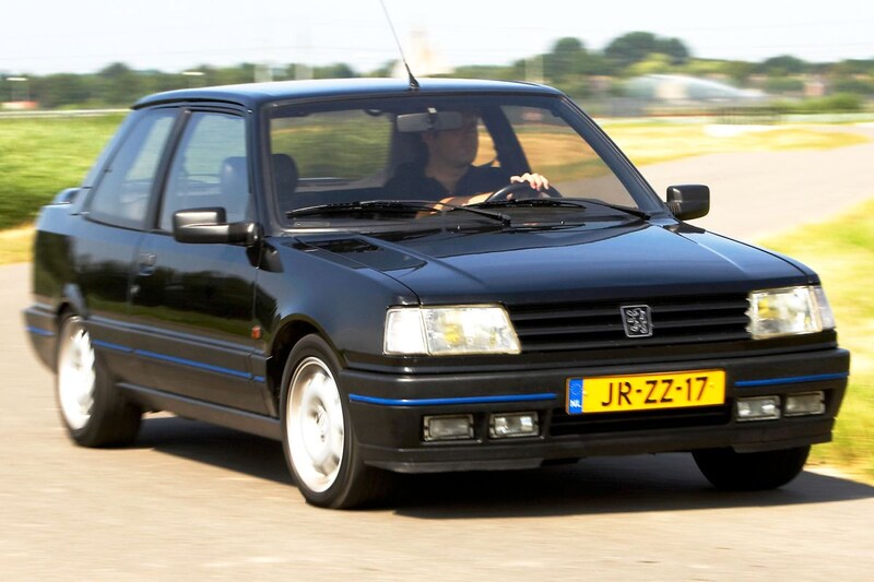 De zeven leukste hete hatchbacks van de jaren ‘90 - AutoWeek