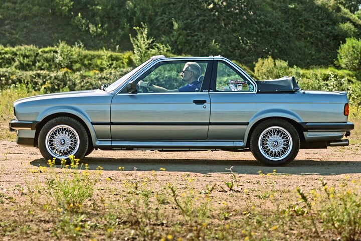 Proefrit BMW 325iX Baur TC - AutoWeek