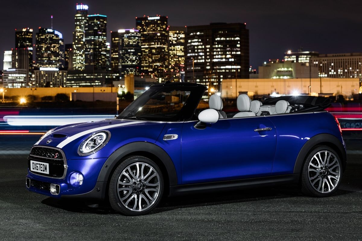 Mini Cabrio Cooper (2019) review - AutoWeek