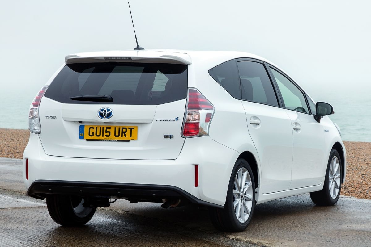 Toyota Prius+ 1.8 Hybrid Aspiration (2015) review - AutoWeek