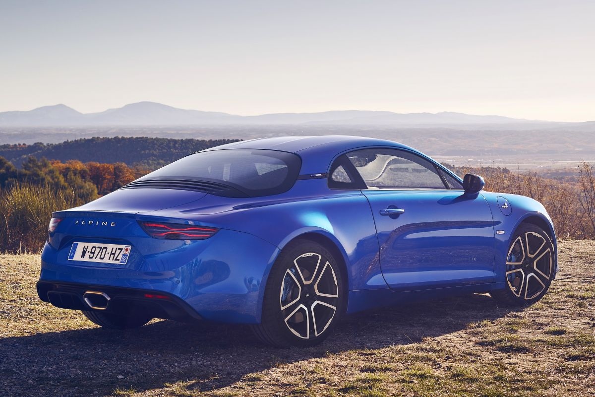 Alpine A110 Legende (2019) review - AutoWeek