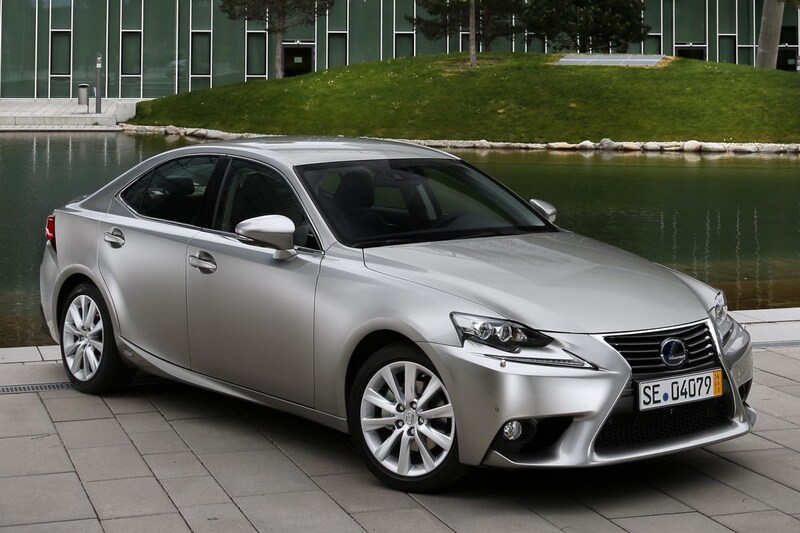 Lexus IS 300h (2014) #3 review - AutoWeek