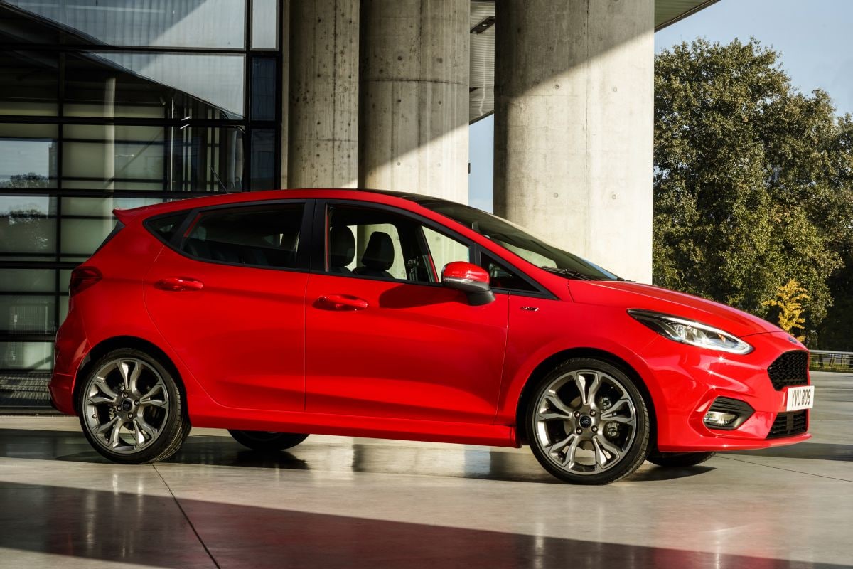 Ford Fiesta 1.0 EcoBoost 125pk Hybrid ST Line (2021) review
