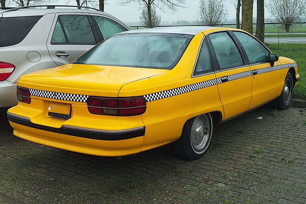Chevrolet Caprice (1990) - In het Wild - AutoWeek