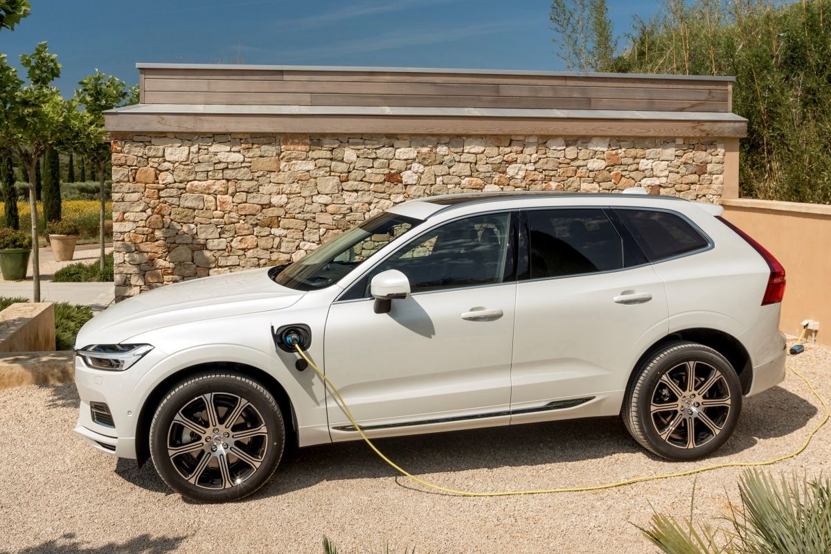 Volvo XC60 T8 Plug-in Hybrid AWD Ultimate (2022) review