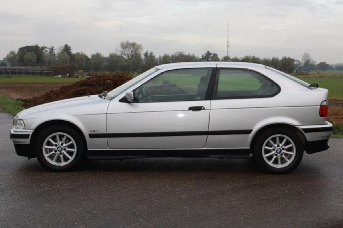 BMW 316i Compact (1999) - Liefhebber Gezocht - AutoWeek