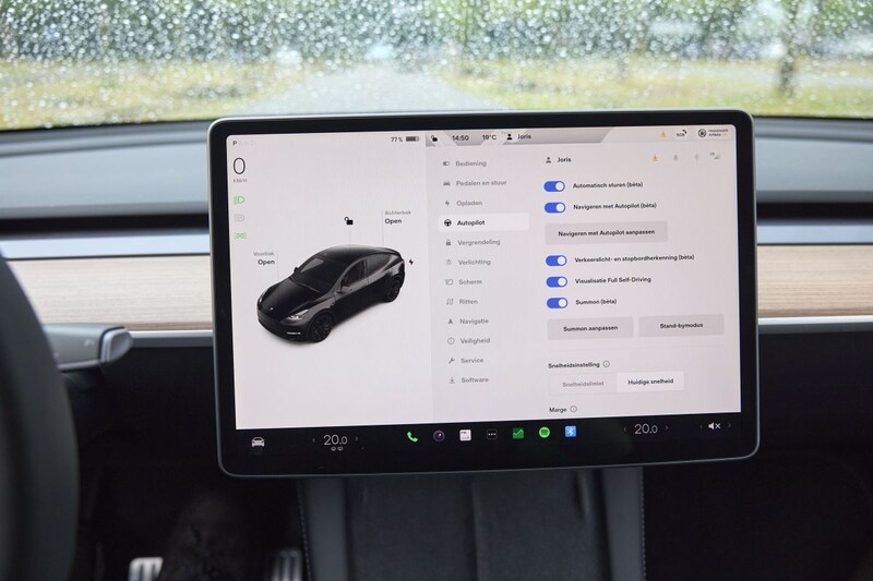 Test: Tesla Model Y Performance - AutoWeek