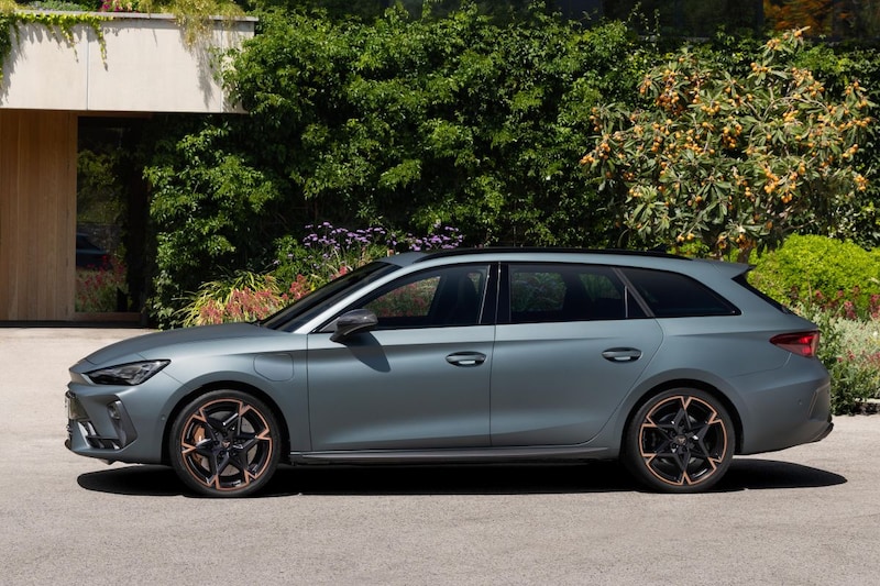 Cupra Leon Sportstourer 1.5 e-Hybrid VZ Extreme prijs en specificaties