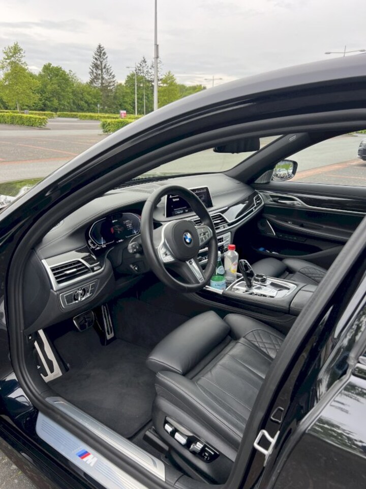 BMW 745e (2019) #3 review - AutoWeek