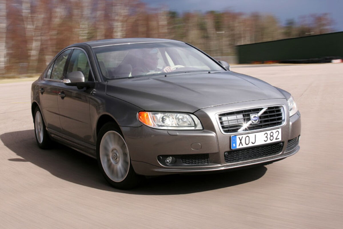 Volvo S80 3.2 Momentum (2008) review - AutoWeek