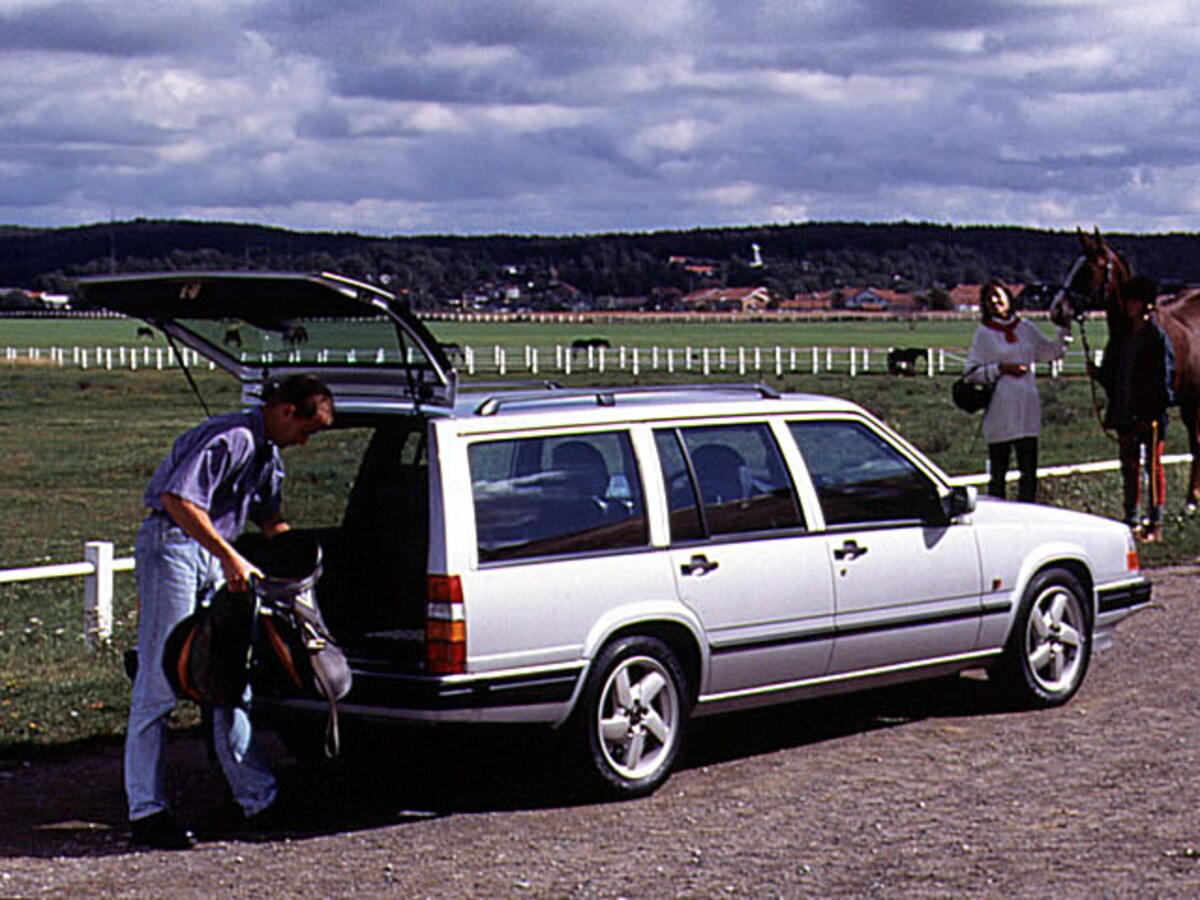 Volvo 940 Estate GLE Turbo Diesel i.c. prijs en specificaties