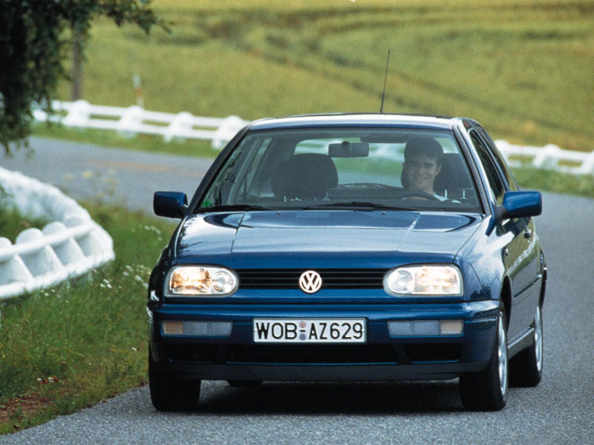 Volkswagen Golf 1.6 CL (1996) review - AutoWeek