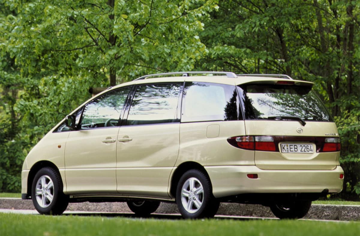 Toyota Previa 2.4 16v VVT-i Linea Sol (2001) review
