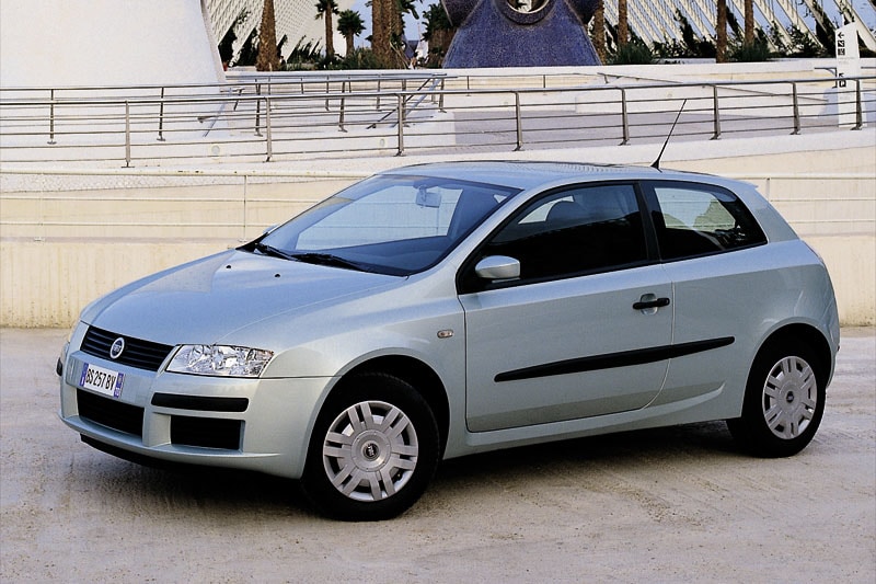 Fiat Stilo 1.6 16v Dynamic (2003) review - AutoWeek