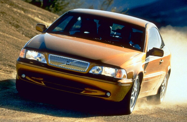 Volvo C70 T5 (1999) #2 review - AutoWeek