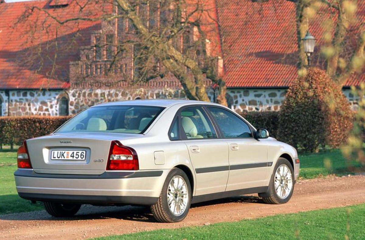 Volvo S80 T6 (1999) review - AutoWeek