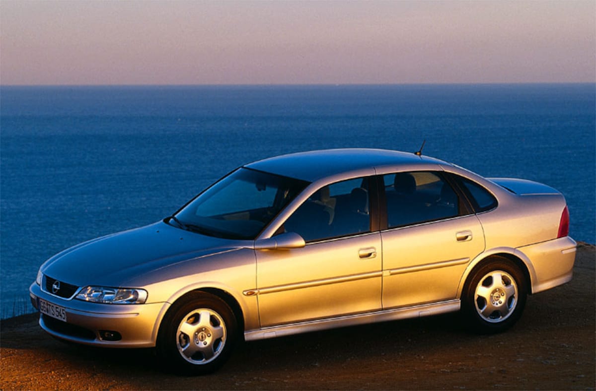 Opel Vectra 2.5i-V6 Pearl Sport prijs en specificaties