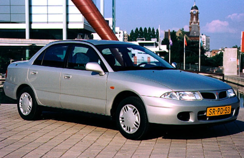Mitsubishi Carisma 1.8 GDI LX prijs en specificaties
