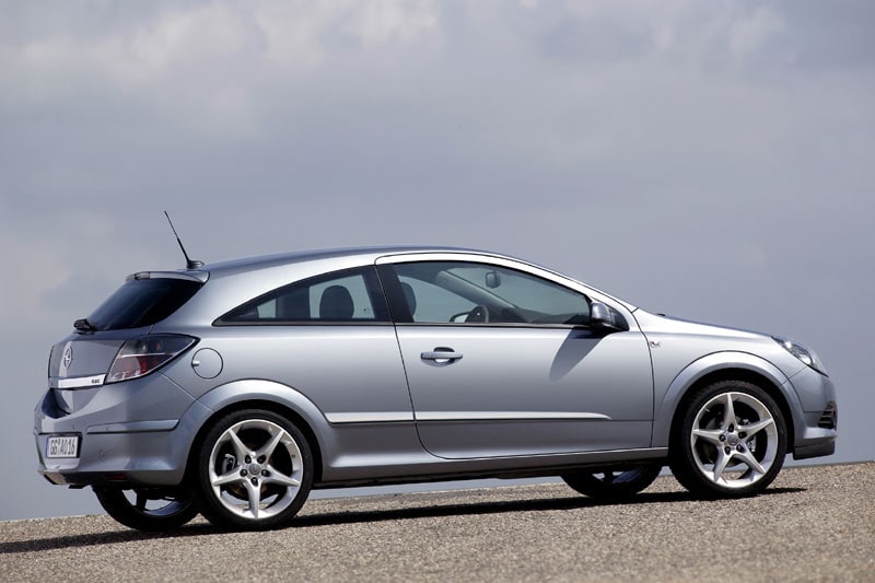 Opel Astra GTC 1.8 Edition prijs en specificaties - AutoWeek