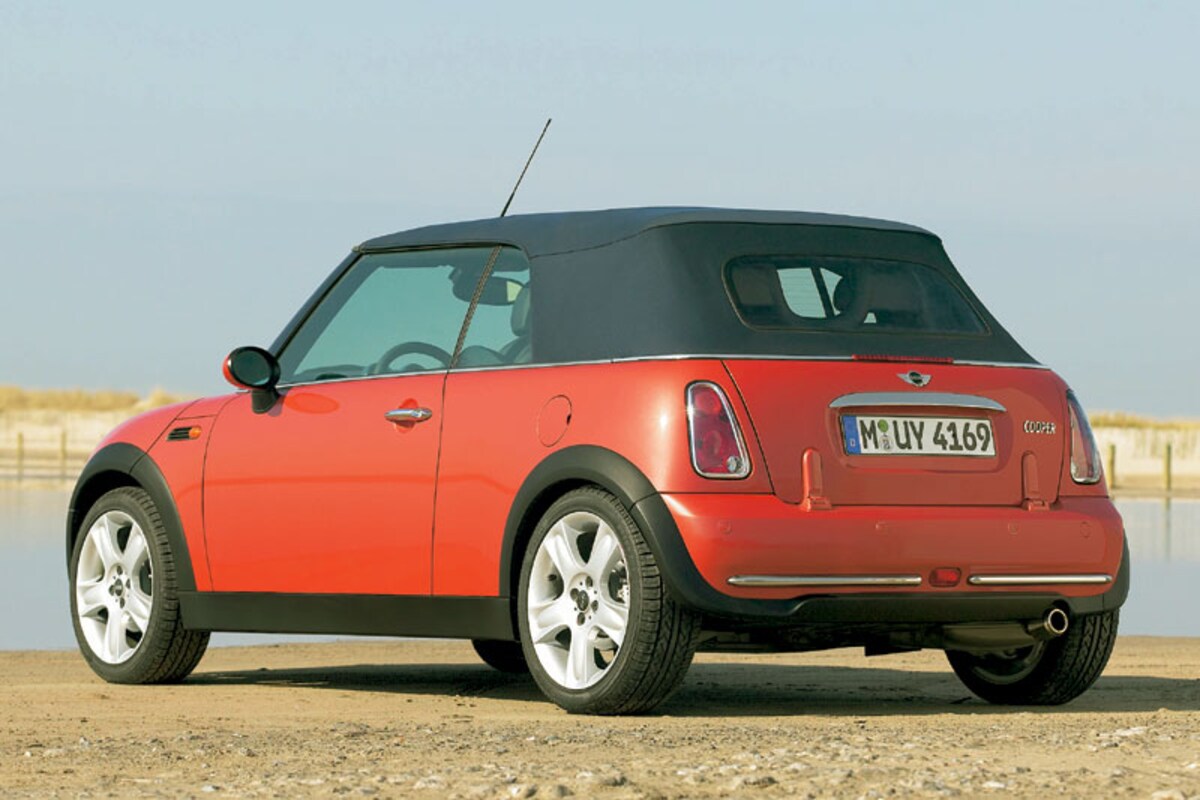 Mini One Cabrio Pepper (2004) review - AutoWeek