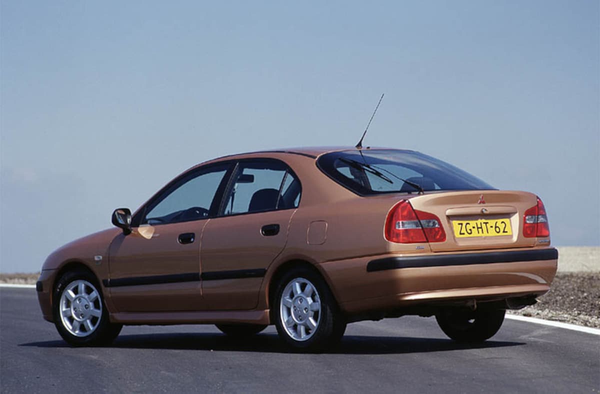 Mitsubishi Carisma 1.8 GDI Elegance prijs en specificaties