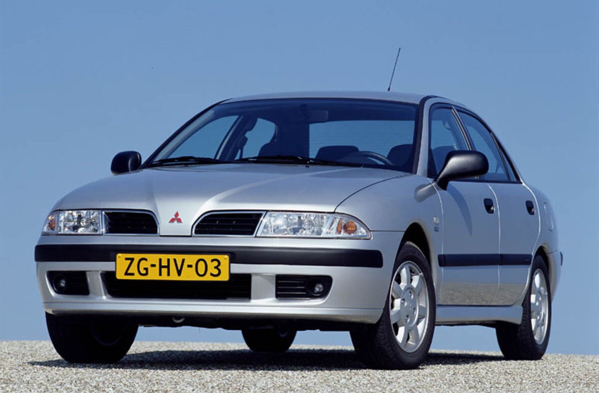 Mitsubishi Carisma 1.8 GDI Comfort (2000) review - AutoWeek