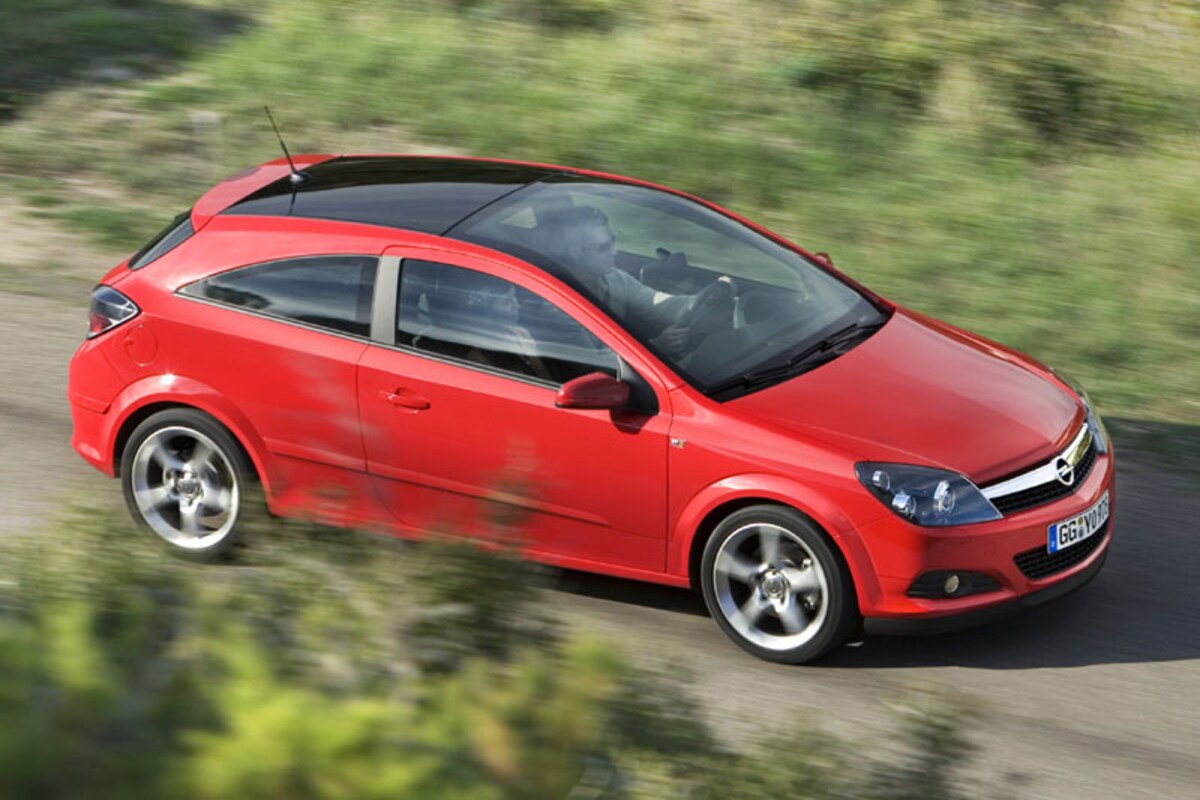 Opel Astra GTC 1.8 111 Edition prijs en specificaties