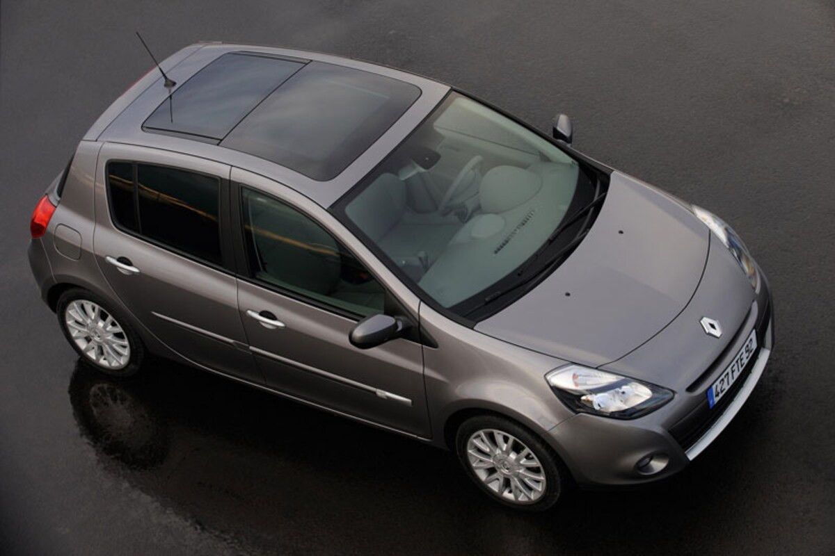 Renault Clio 1.5 dCi 85 ECO Parisienne (2011) review