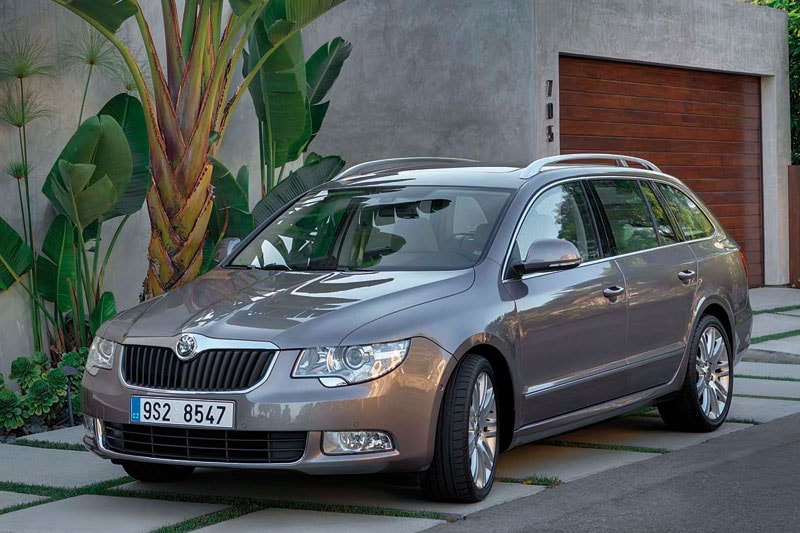 Skoda Superb Combi 2.0 TDI 170pk 4x4 Ambition (2013) review