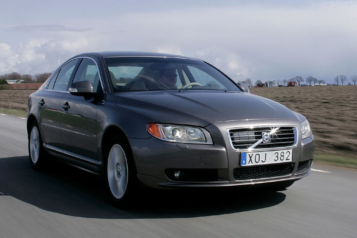 Volvo S80 3.2 Momentum (2008) review - AutoWeek