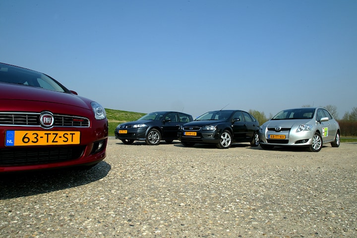 Test: Fiat Bravo - Renault Mégane - Ford Focus - Toyota Auris