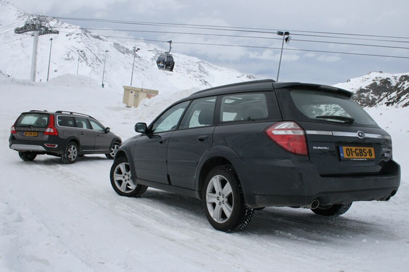 Subaru Outback 2.0D-Volvo XC70 D5 Vergelijkende test