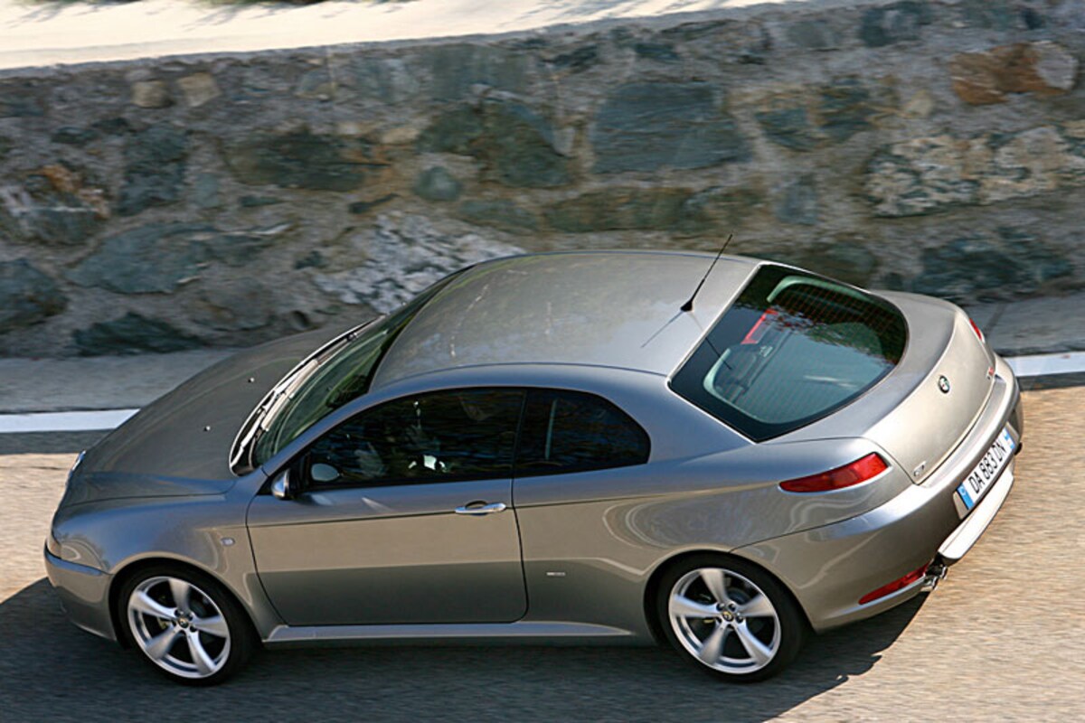 Alfa Romeo introduceert Q2 - AutoWeek