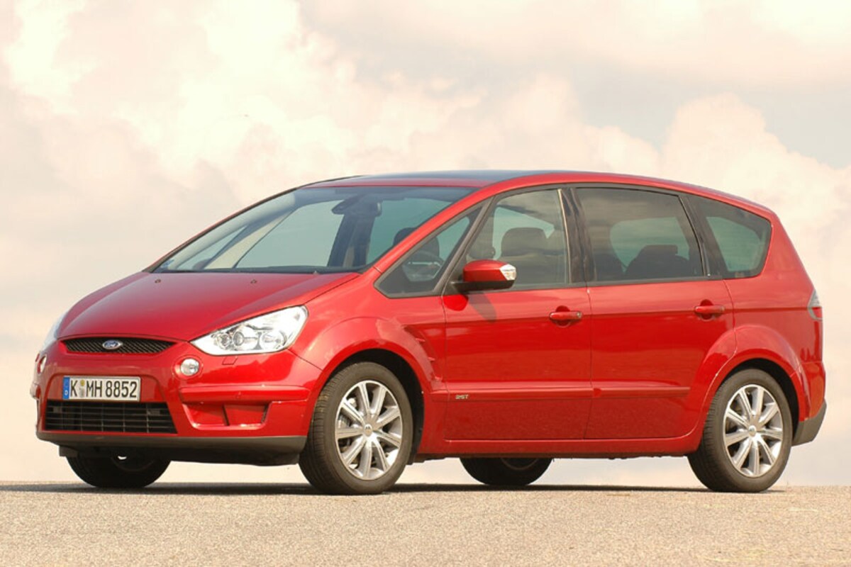 Ford S-MAX 2.0 16v Titanium (2009) review - AutoWeek