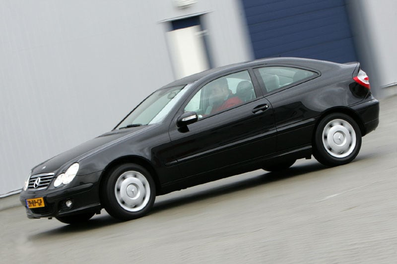 Mercedes-Benz C 160 Sportcoupé (2006) Autotest - AutoWeek